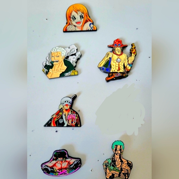 no brand | Other | One Piece Anime Pins Zoro Nami Smoker Trafalgar Law ...